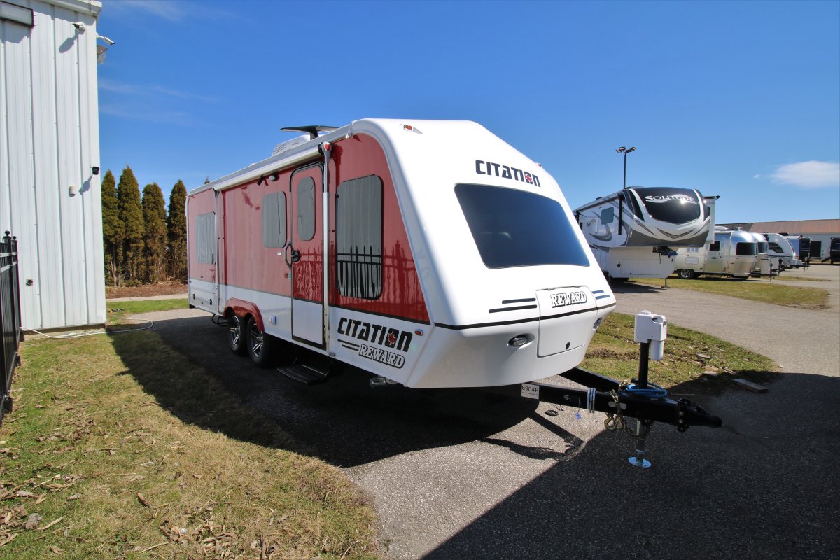 New Travel Trailers - Airstreams | Campers London | Travel Trailers for ...