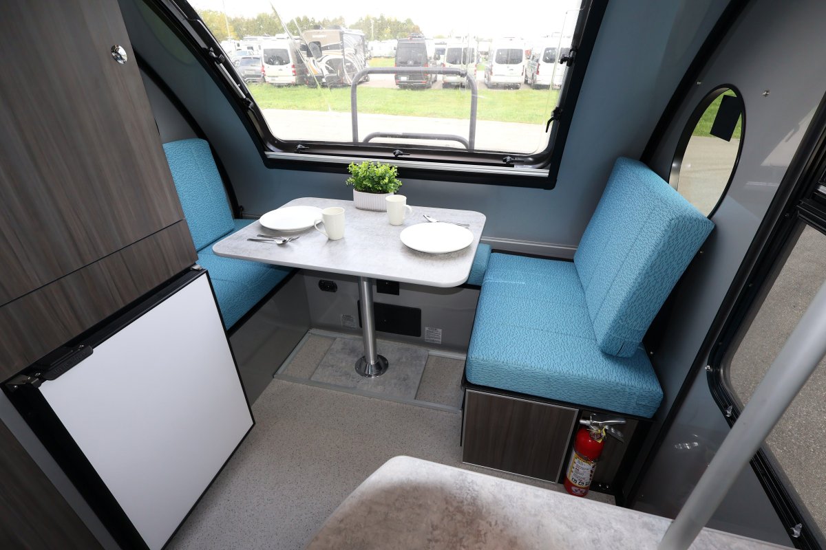 2026 SAFARI CONDO ALTO F1743 - Airstreams | Campers London | Travel ...
