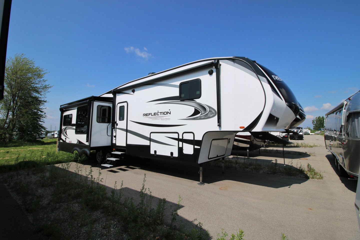 Used Inventory - Airstreams | Campers London | Travel Trailers for sale
