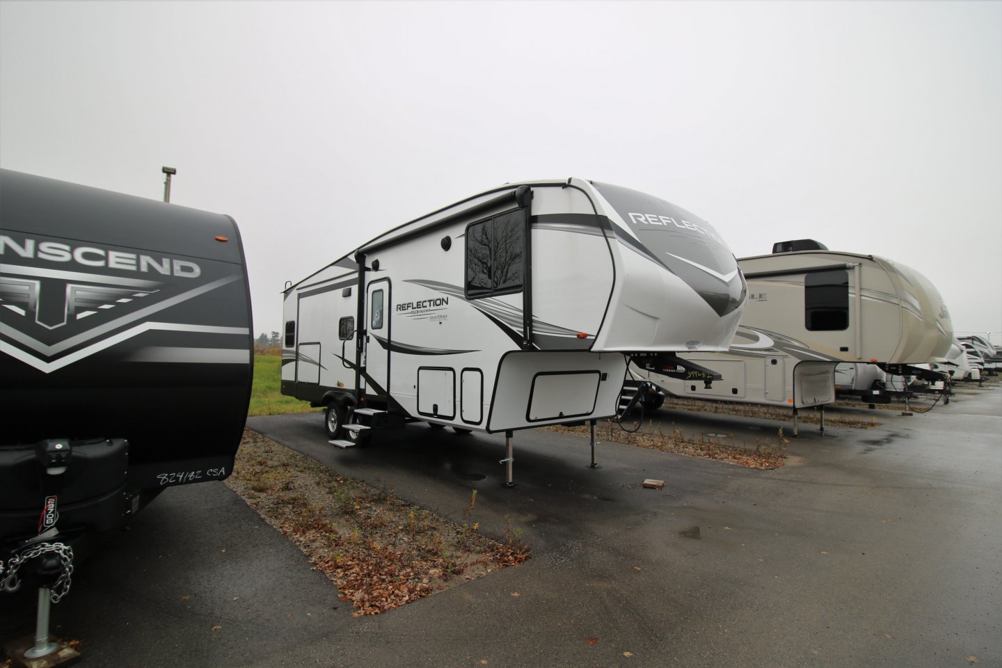 New Fifth Wheels - Airstreams | Campers London | Travel Trailers for sale