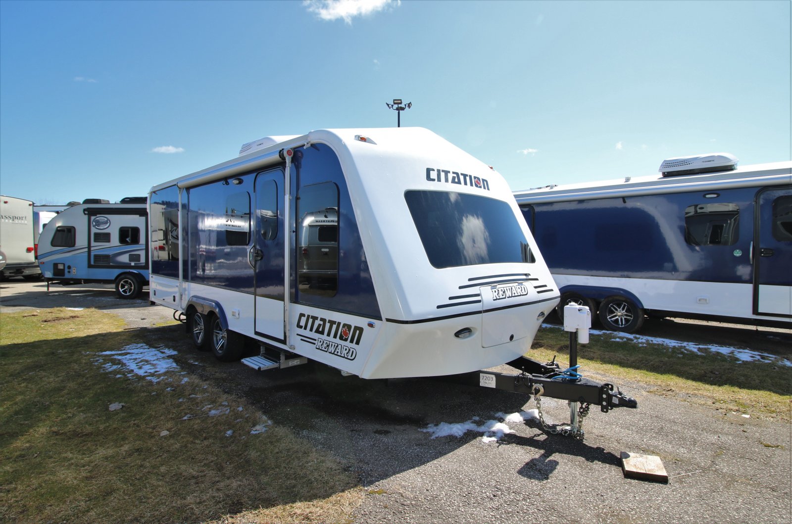 New Travel Trailers - Airstreams | Campers London | Travel Trailers for ...