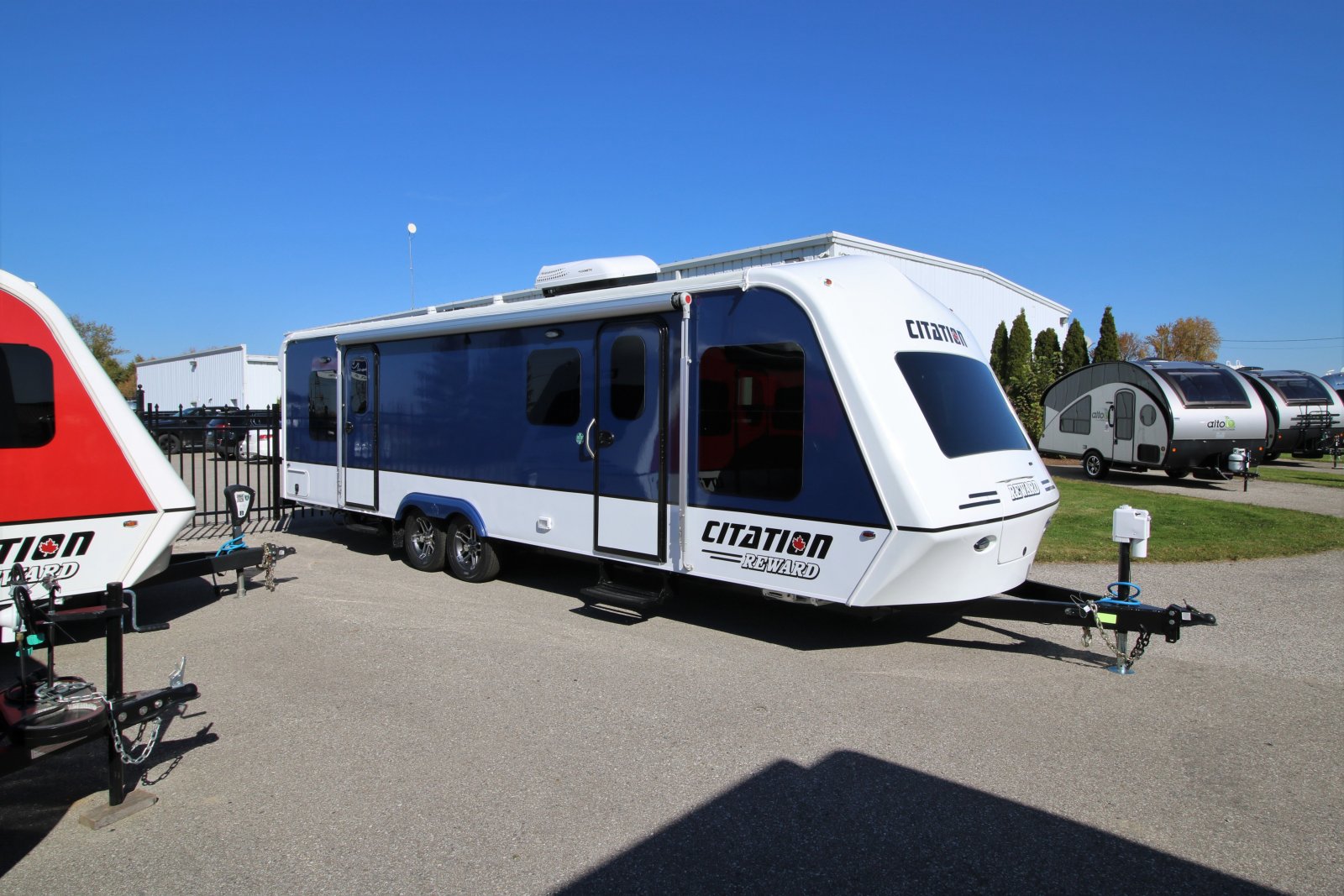 New Travel Trailers - Airstreams | Campers London | Travel Trailers for ...