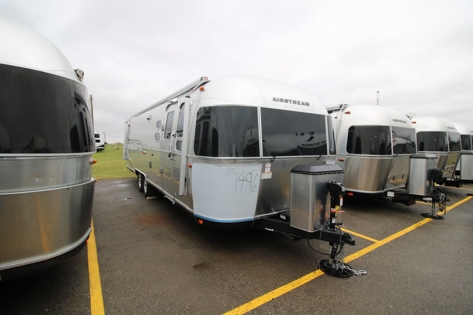 New Travel Trailers - Airstreams | Campers London | Travel Trailers for ...