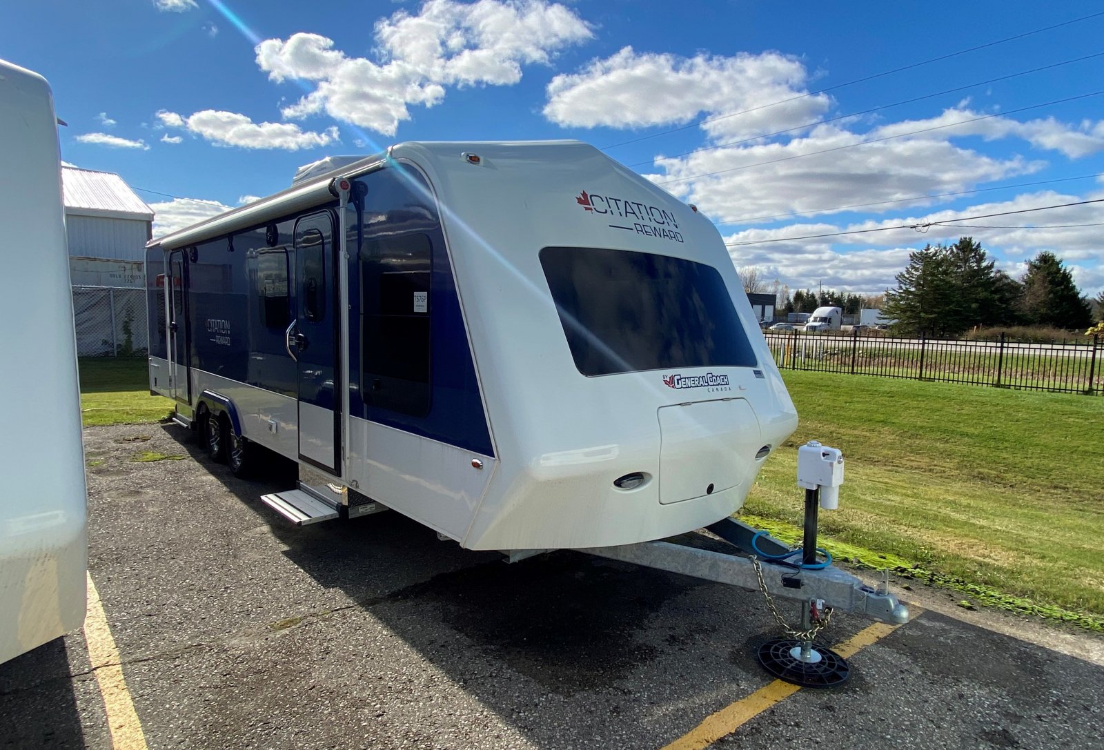 New Travel Trailers - Airstreams | Campers London | Travel Trailers for ...