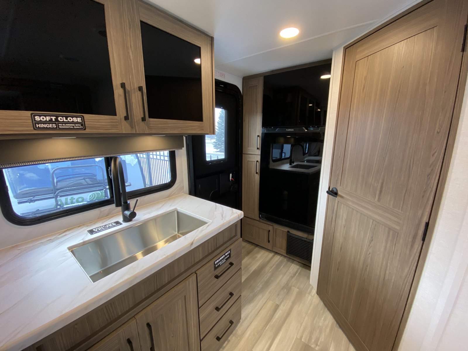 2025 ALLIANCE RV DELTA ULTRA LITE ML206 - Airstreams | Campers London | Travel Trailers for sale