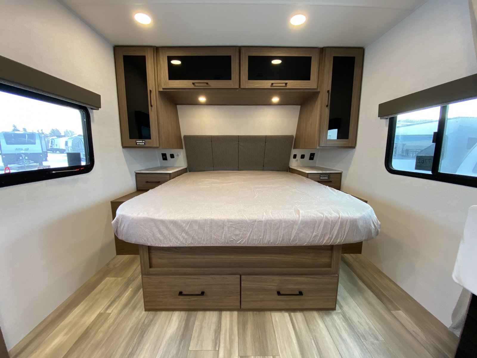 2025 ALLIANCE RV DELTA ULTRA LITE ML206 - Airstreams | Campers London | Travel Trailers for sale