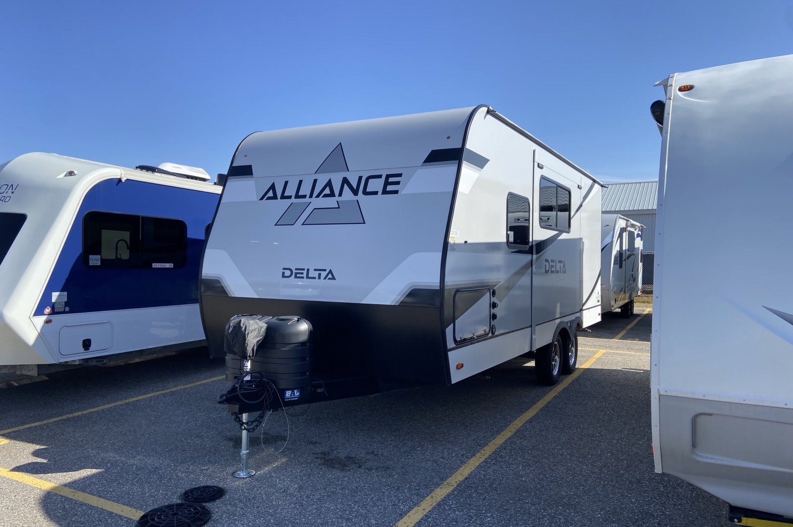 2025 ALLIANCE RV DELTA ULTRA LITE ML206 - Airstreams | Campers London | Travel Trailers for sale