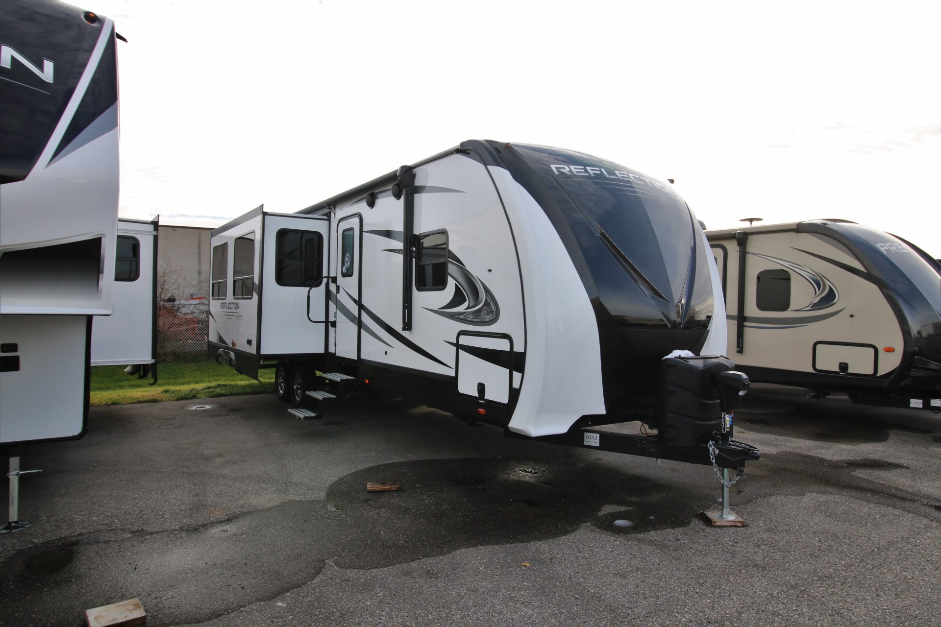 New Travel Trailers - Airstreams | Campers London | Travel Trailers for ...