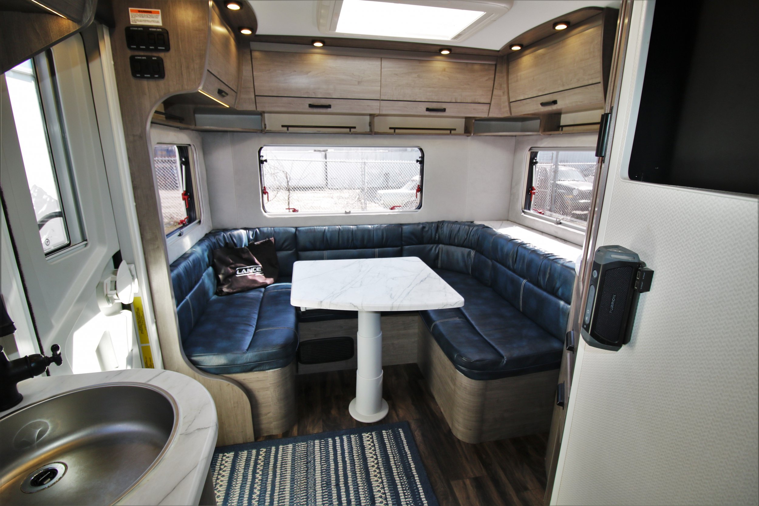 2021 LANCE LANCE 2075 - Airstreams | Campers London | Travel Trailers ...