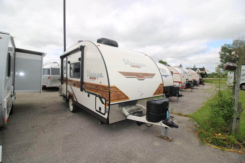 All Vintage Cruiser Inventory - Airstreams | Campers | Can-Am RV London ...